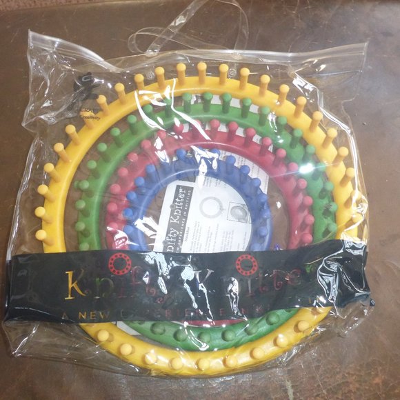Office | Knifty Knitter A New Experience In Knitting Loom Set | Poshmark